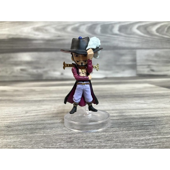 Onepiece | Toys | One Piece Dracule Mihawk Mini Character From Japan ...